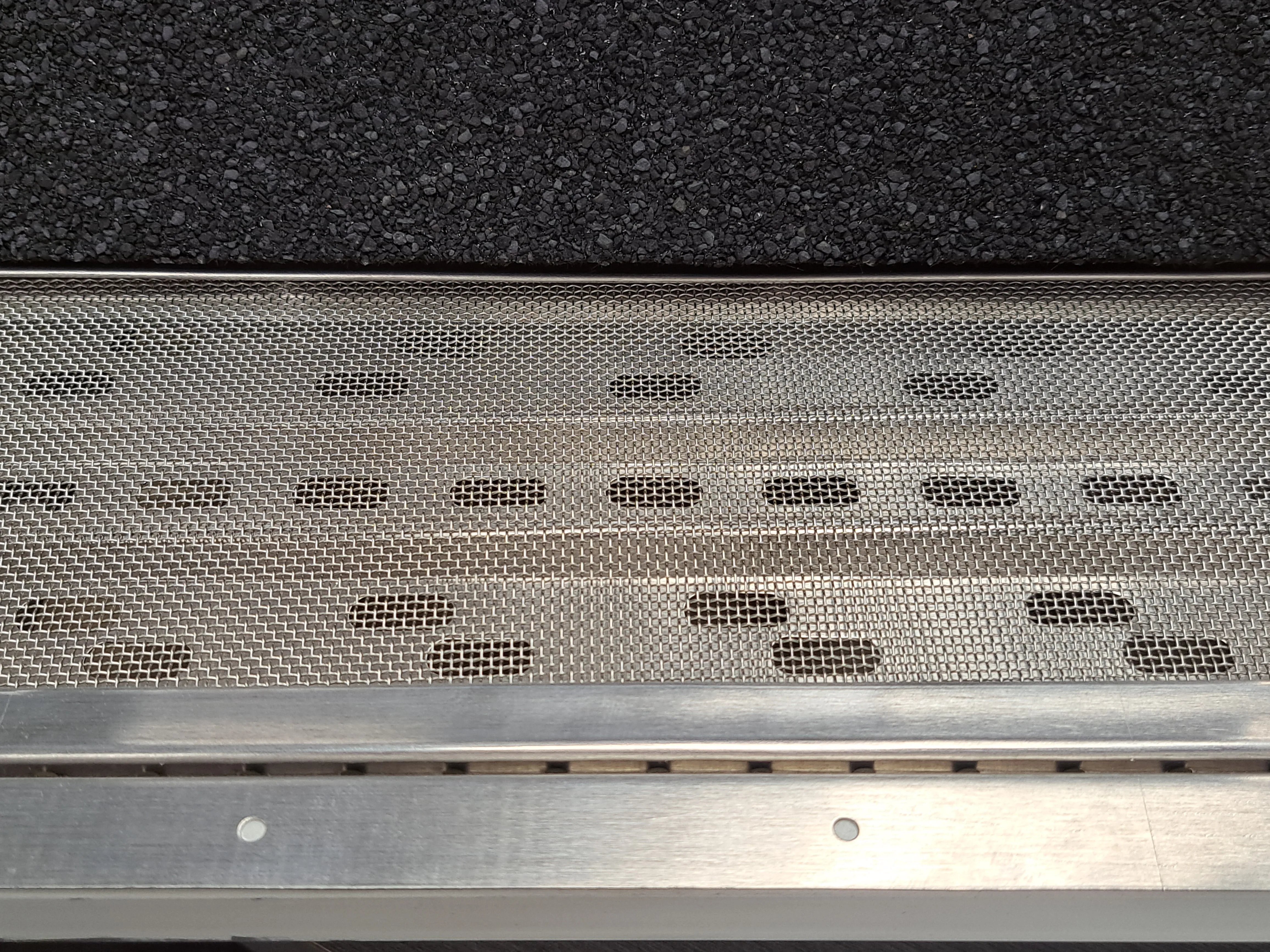 Hydro Flo Premium Gutter Guard 100 Ft Case Mill Finish